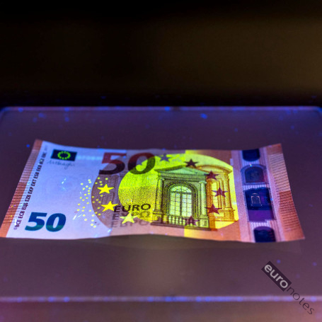 Buy counterfeit AAA+ 50 Euro banknotes online